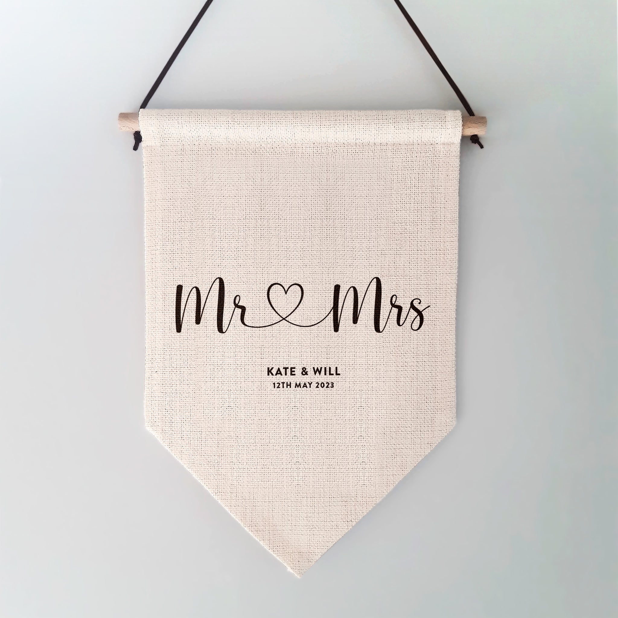 Mr and Mrs Personalised Wall Hanging – Inky in the Wild